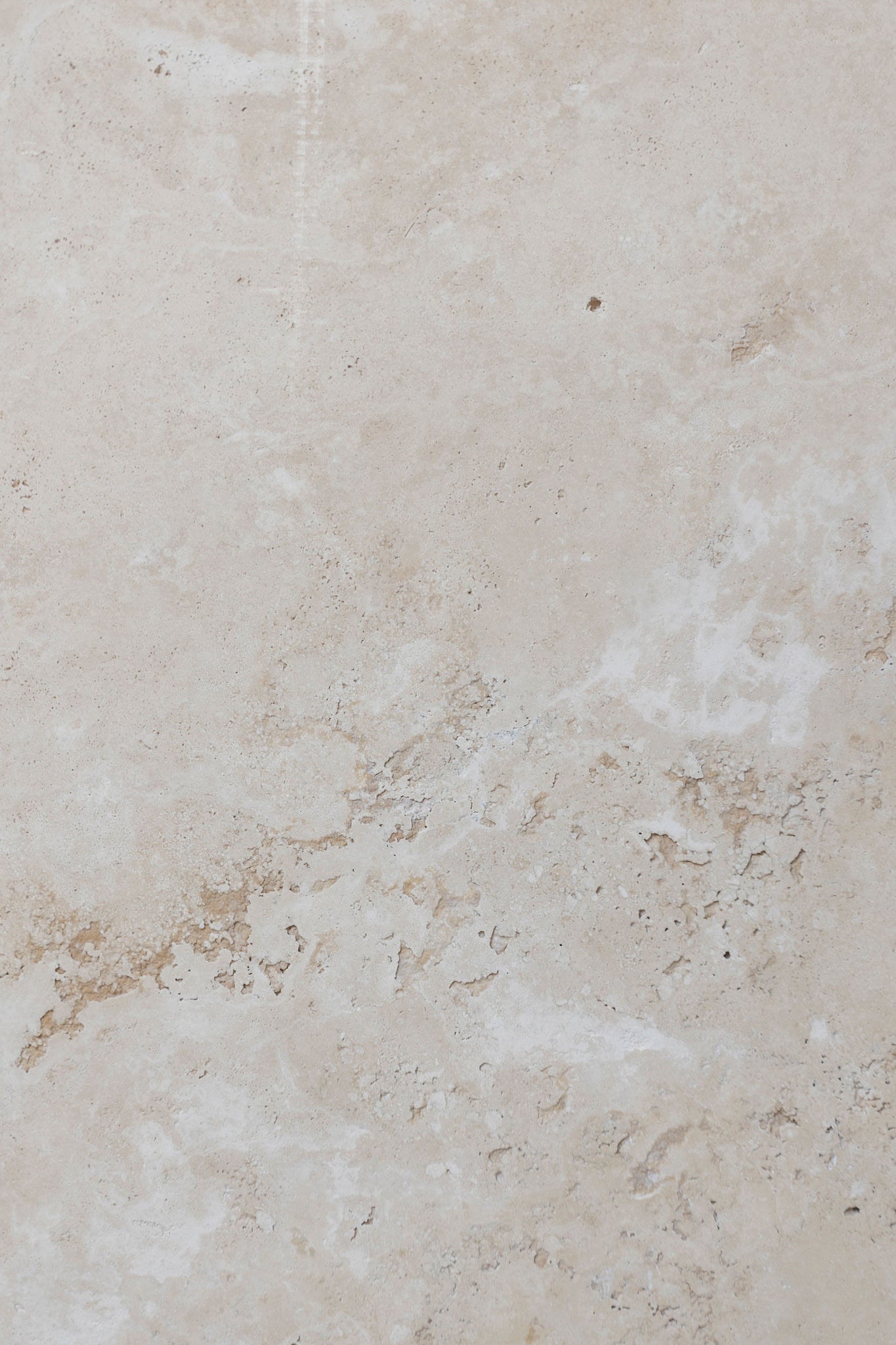 Almond Crosscut Travertine Tile – Arlo Stone & Finishes