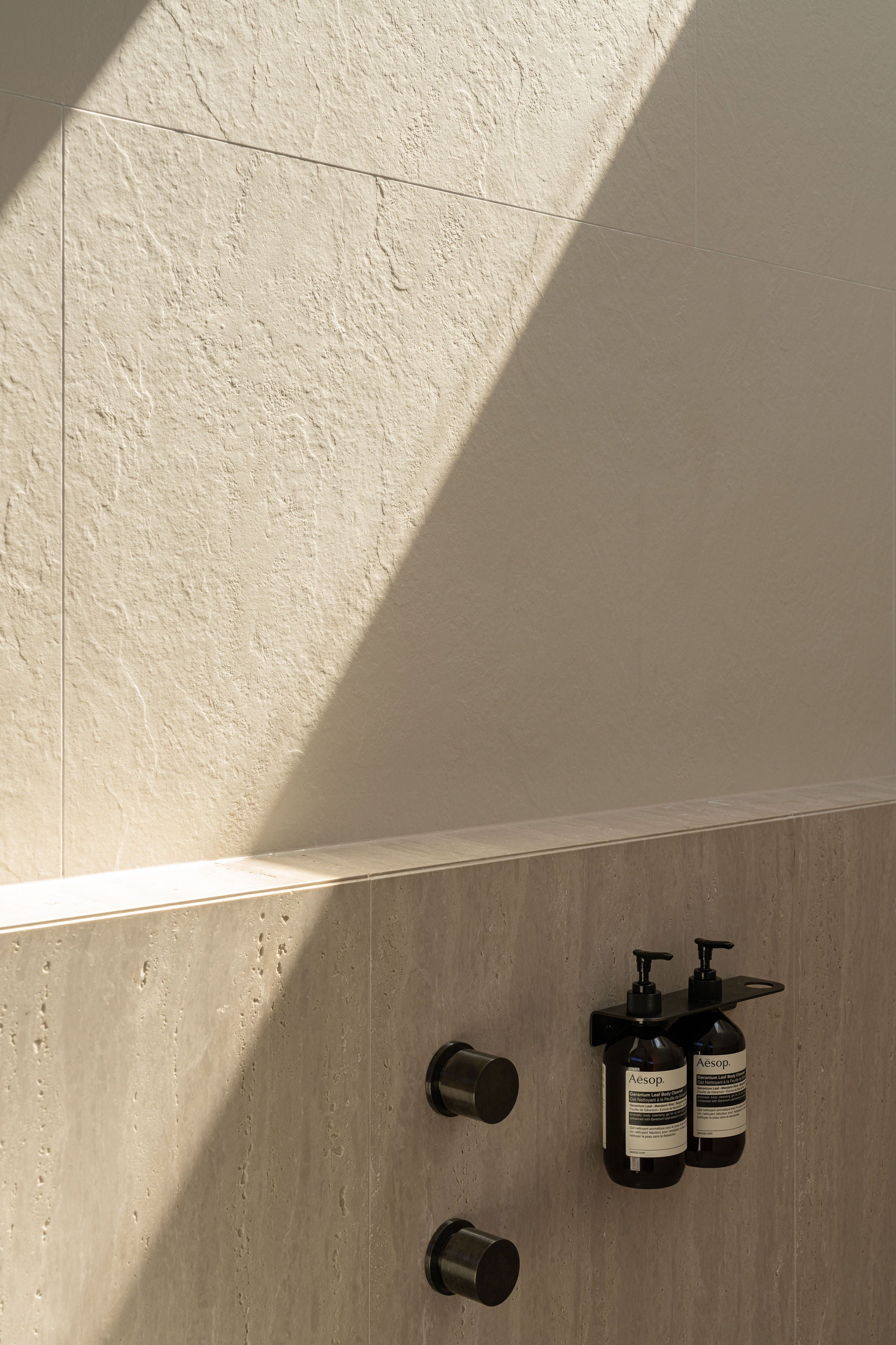 Aspro Tile – Arlo Stone & Finishes