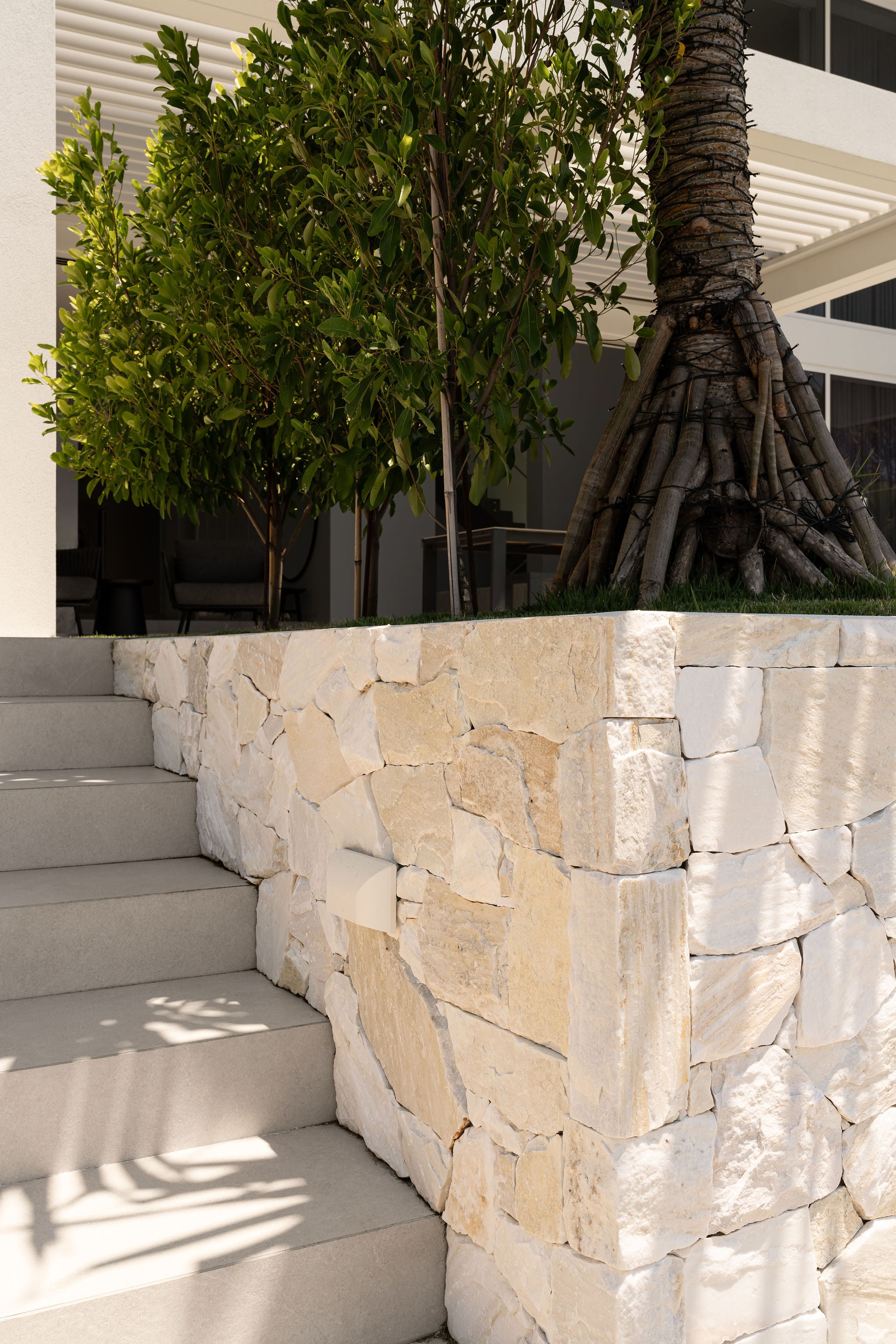 Elowen Stone - Freeform – Arlo Stone & Finishes